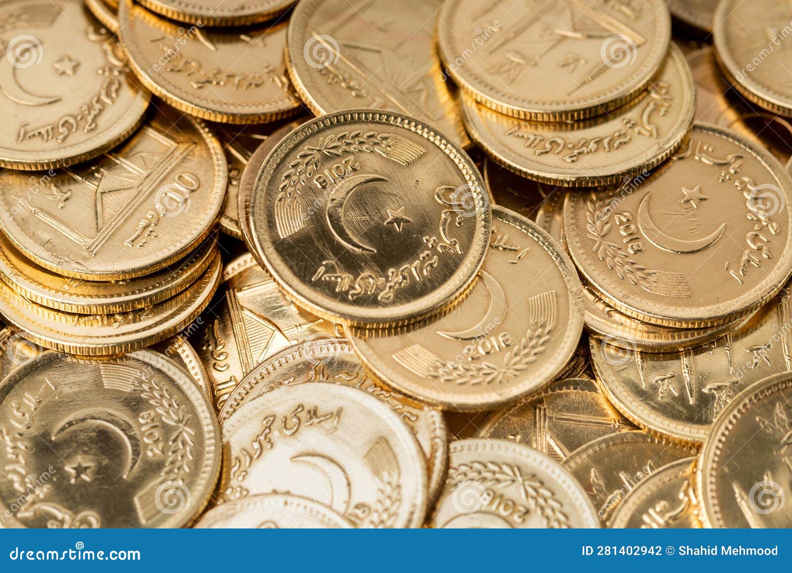 Stack Of Pakistani 100 Rupee Banknotes On Burlap Background Stock Image ...