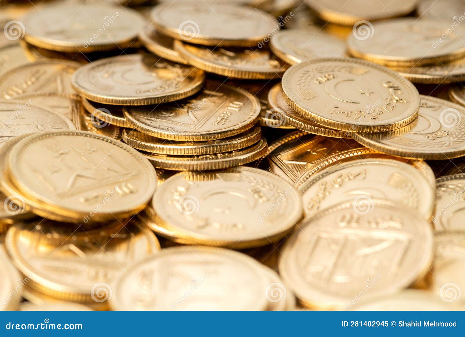 Stack Of Pakistani 100 Rupee Banknotes On Burlap Background Stock Image ...