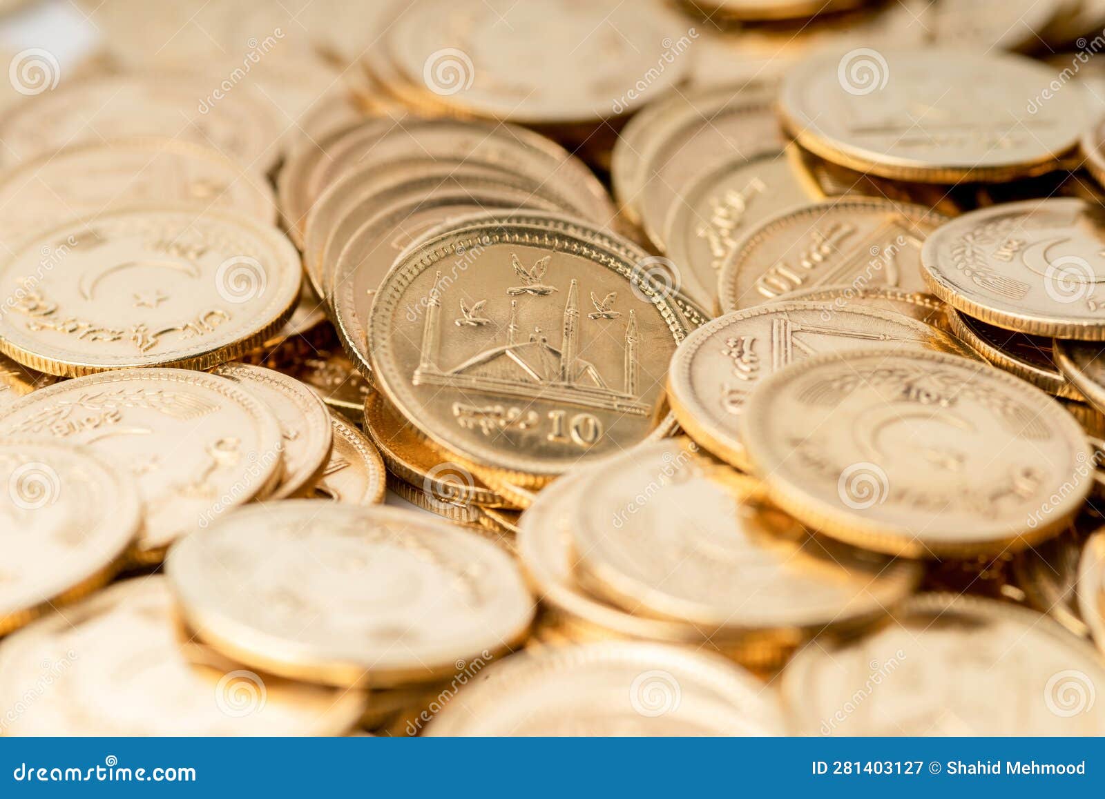 Stack Of Pakistani 100 Rupee Banknotes On Burlap Background Stock Image ...