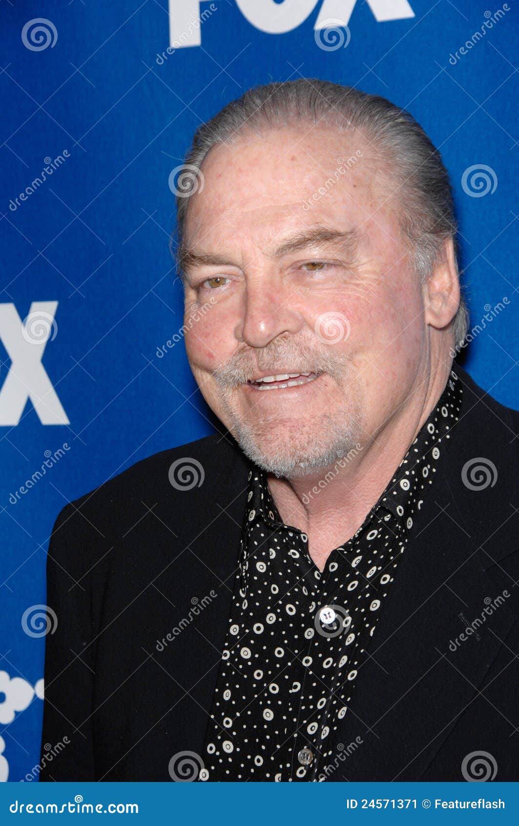 Stacy Keach editorial photo. Image of star, january, paul - 24571371