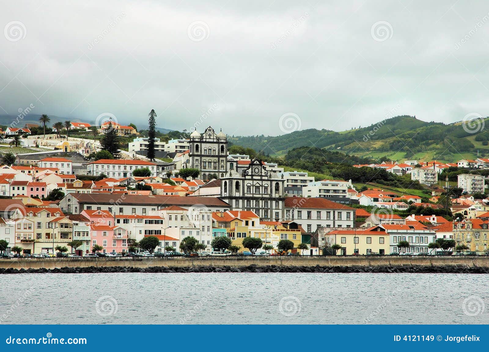 Stad Bij De Kust Van De Azoren Stock Afbeelding - Image of landschap ...