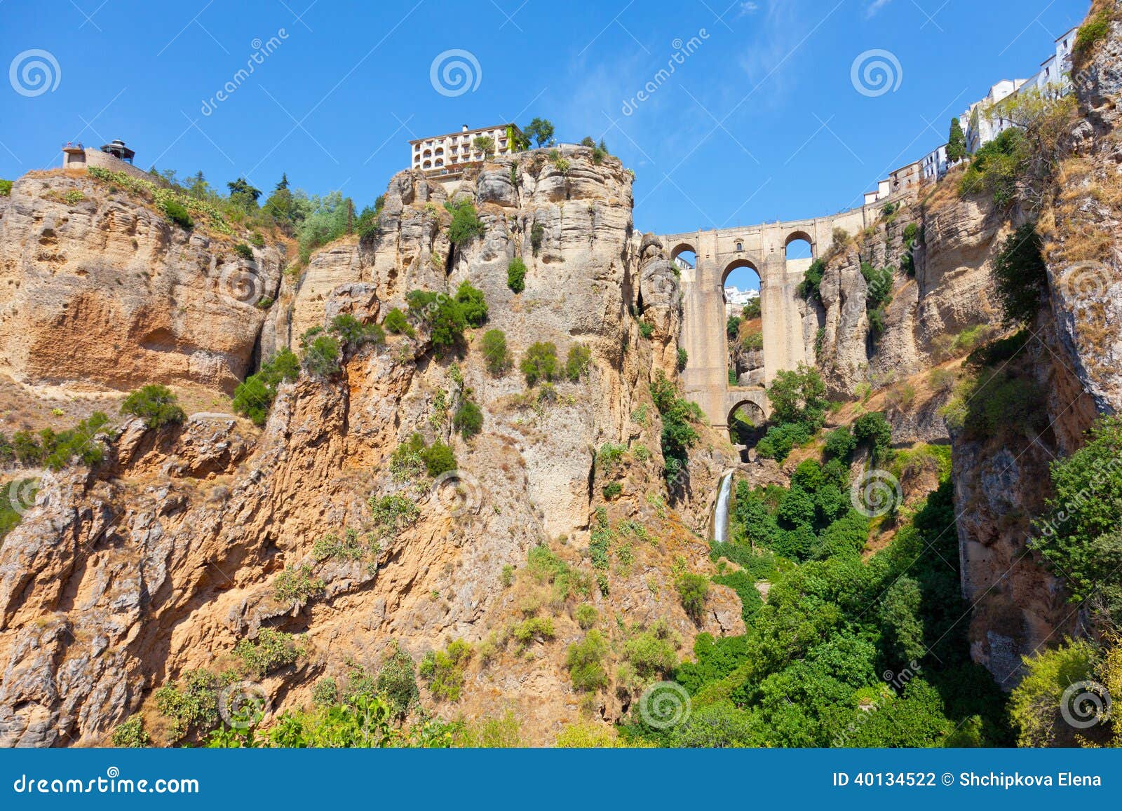 Stad Rhonda, Spanje stock foto. Image of architectuur - 40134522