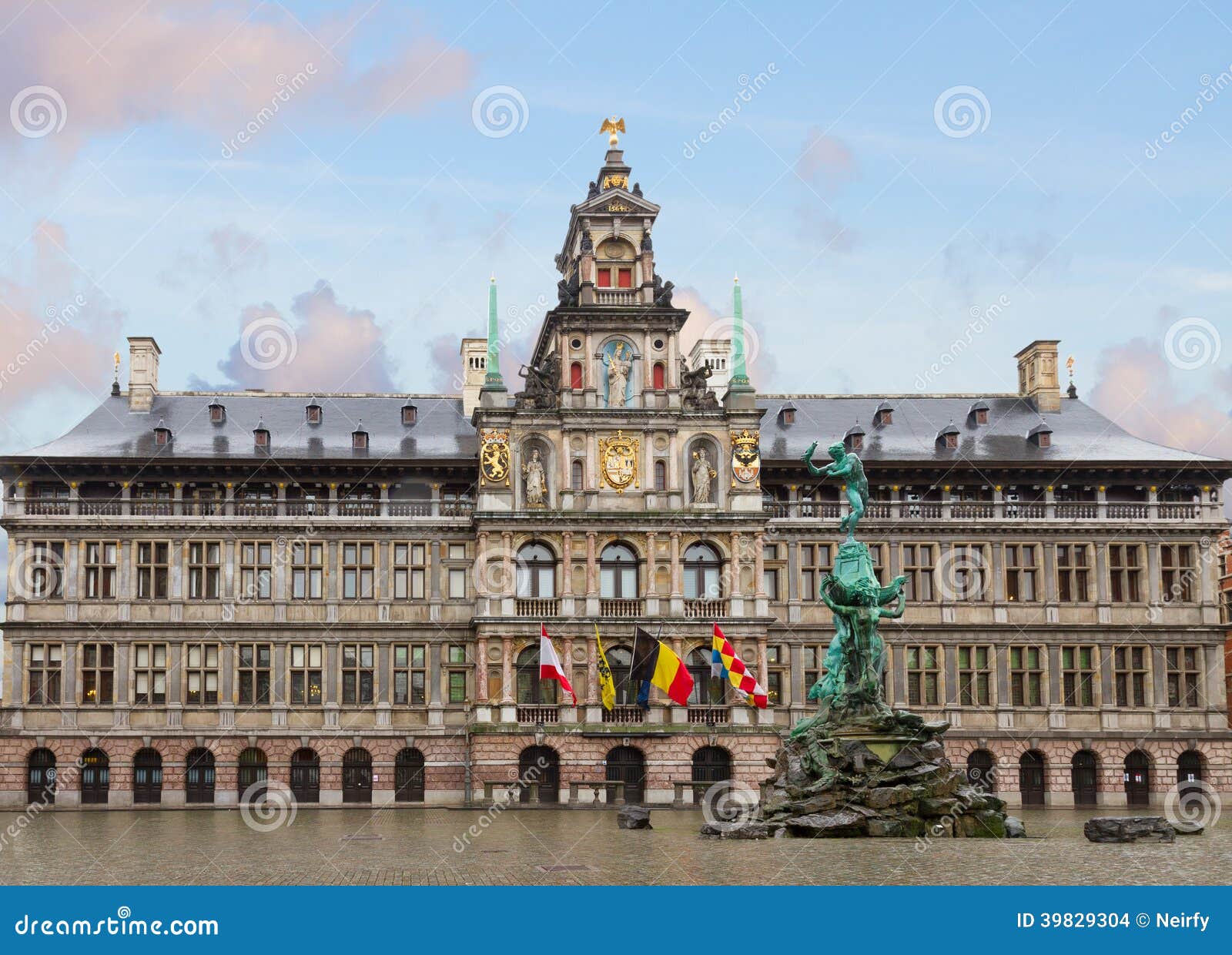 Stadhuis (Rathaus), Antwerpen Stockfoto - Bild von erbe, fassade: 39829304