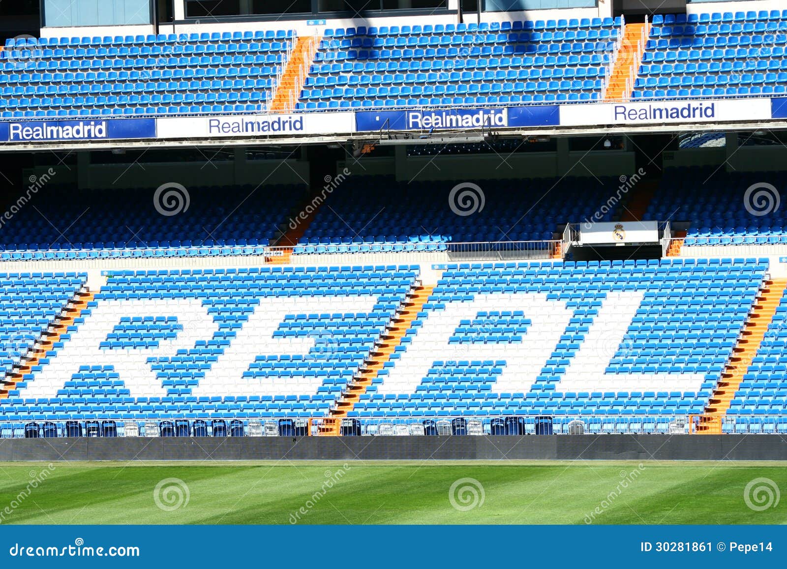 Stadion von Real Madrid redaktionelles foto. Bild von spiel - 30281861