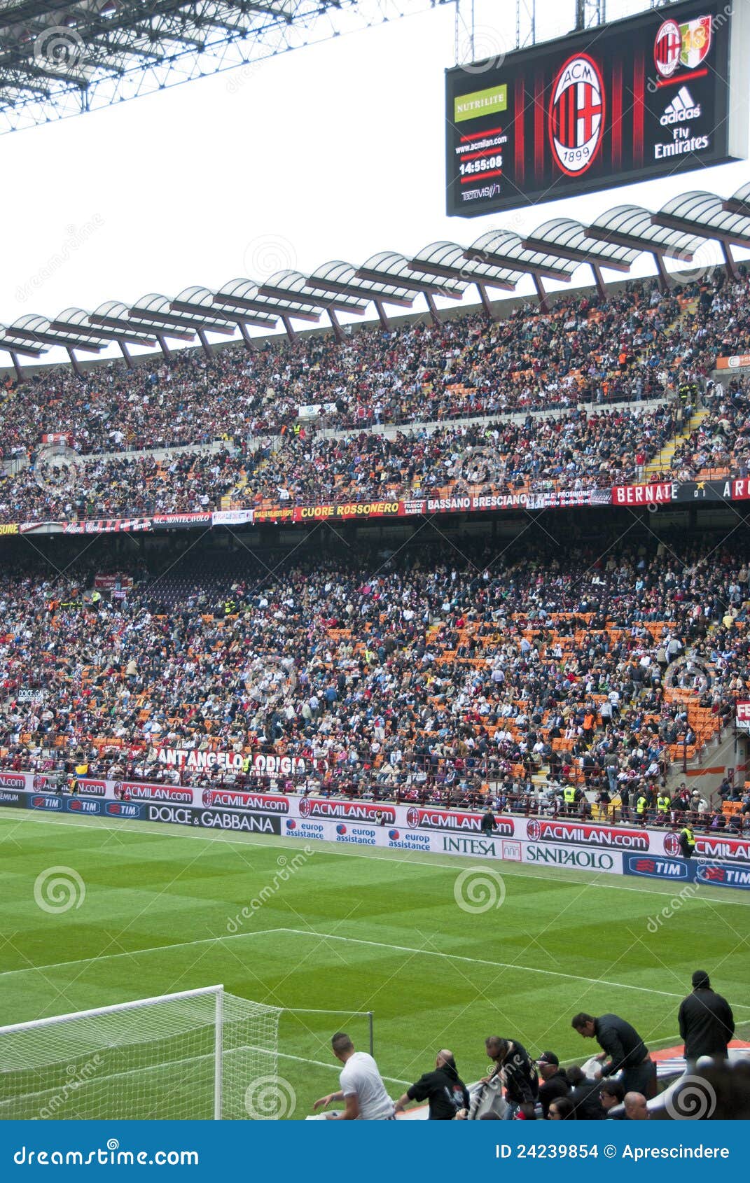 Stadium crowd editorial stock image. Image of active - 24239854