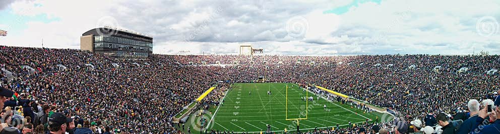 A stadium full of people editorial image. Image of famous - 141670555