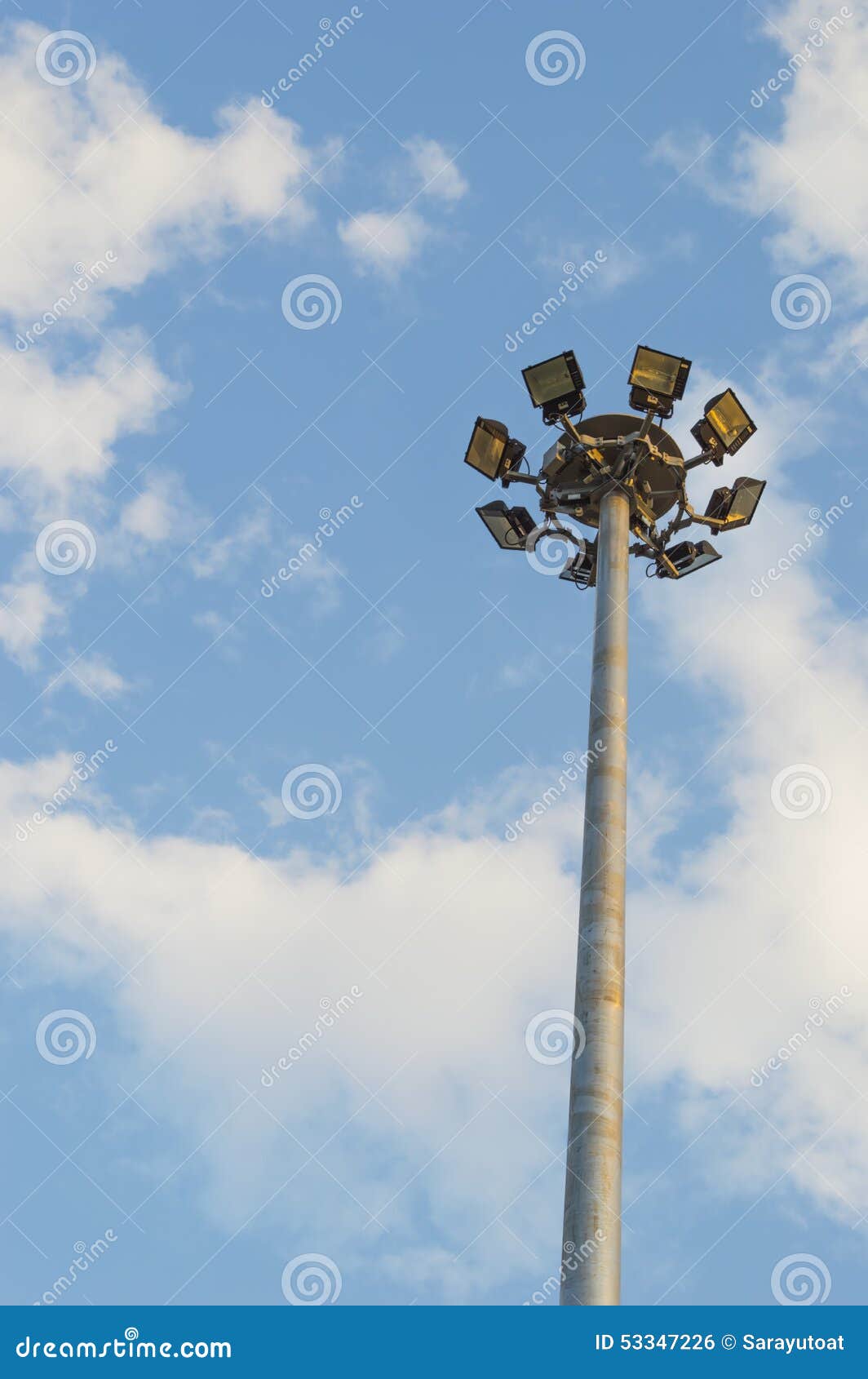 Stadium Halogen Spot-light Tower with Blue Sky and Cloud Backgr Stock ...
