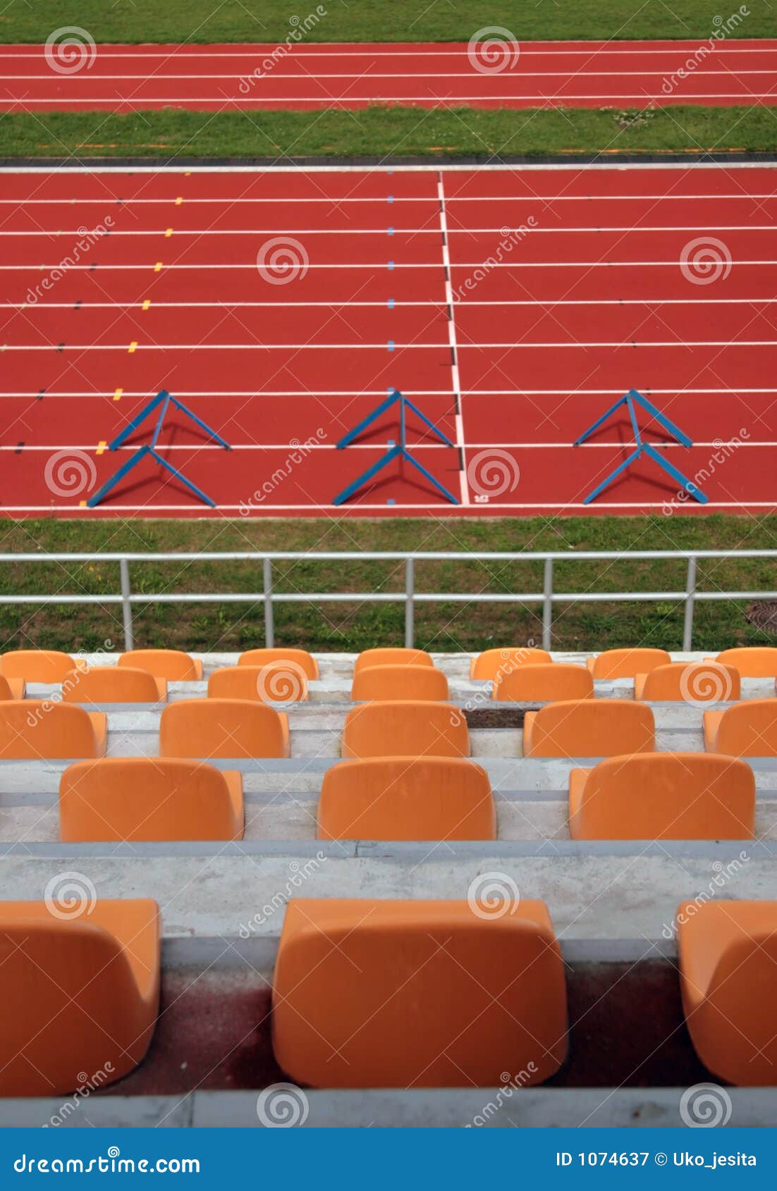 Stadium running track stock image. Image of line, competitions - 1074637