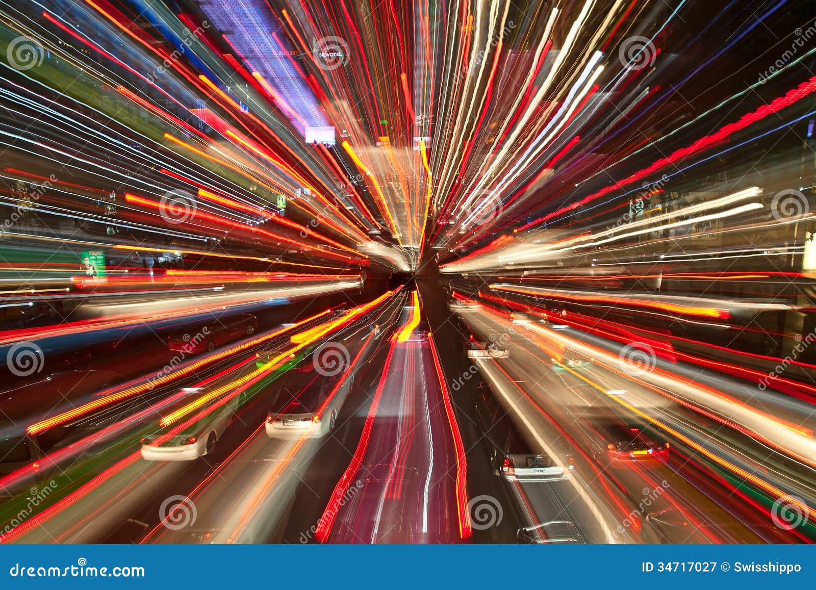 Stadslichten stock afbeelding. Image of teken, schemer - 34717027