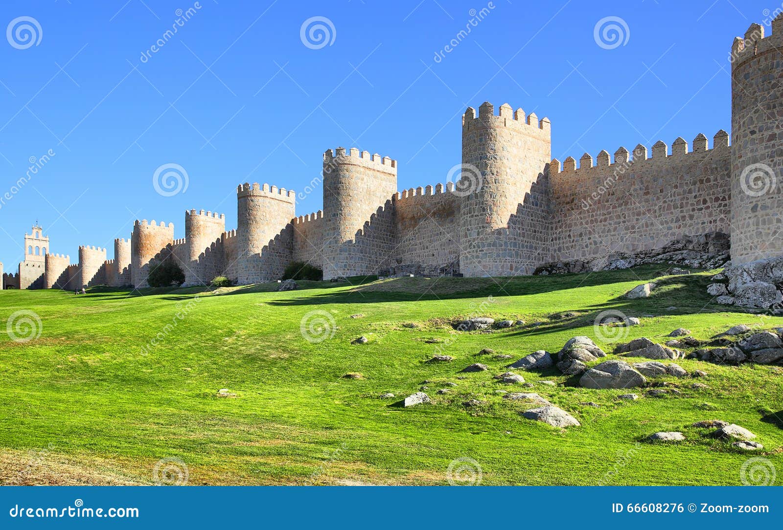 Stadsmuren van Avila stock foto. Image of plaats, spanje - 66608276