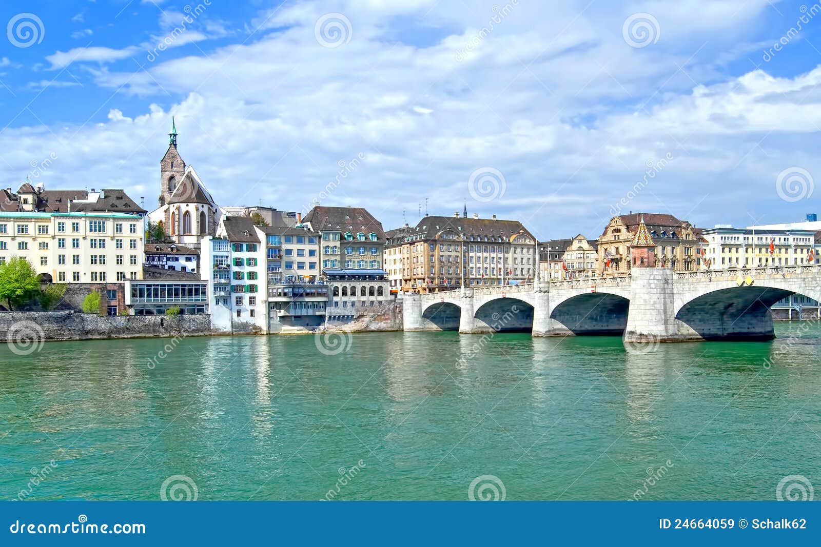 Stadt Von Basel, Die Schweiz Stockbild - Bild von schweizer, wasser ...