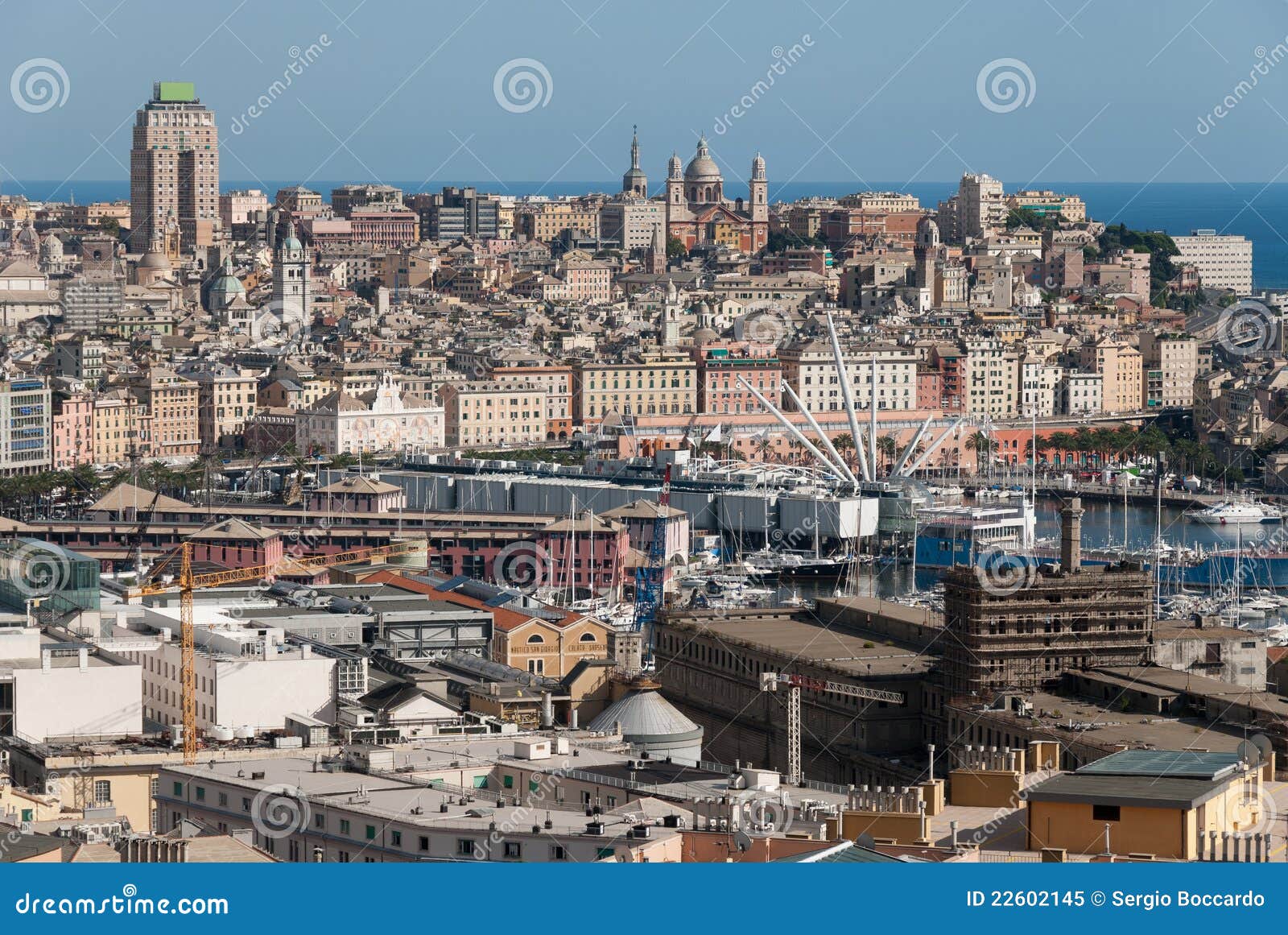 Stadt von Genua stockbild. Bild von ansicht, stadt, farbe - 22602145