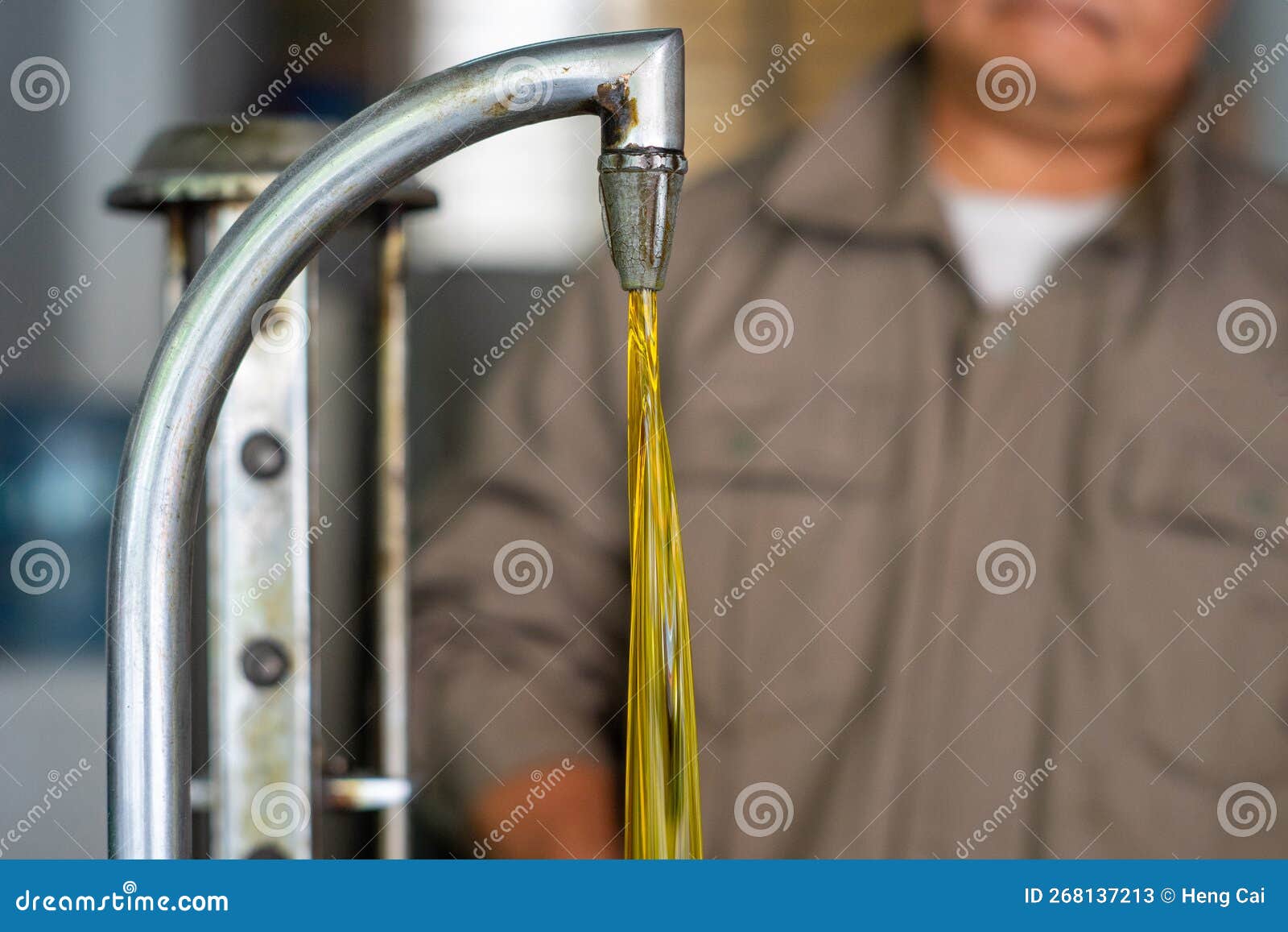 Flowing vegetable oil stock image. Image of diet, vehicle - 268137213