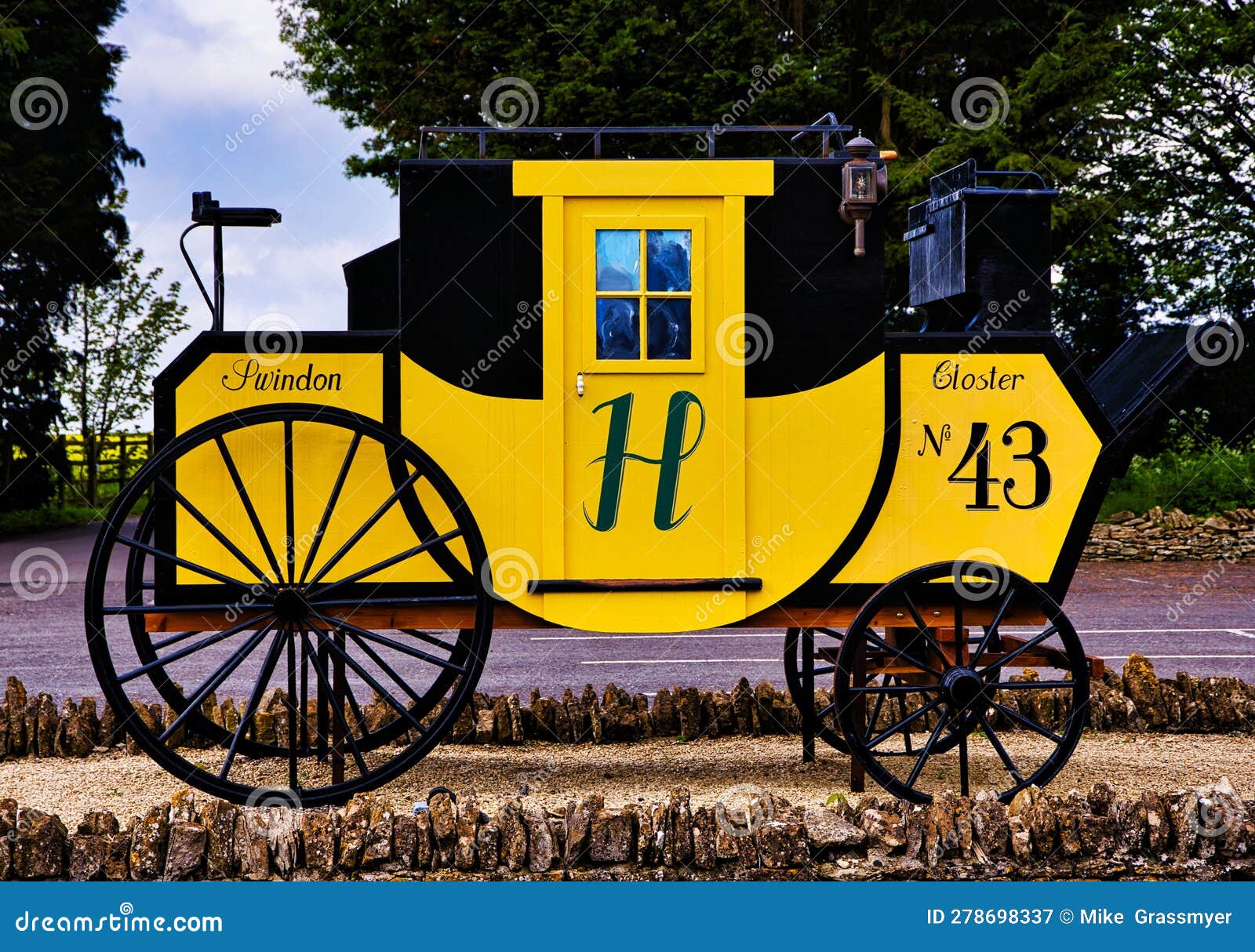 Stagecoach Gloucester Swindon Highway Man Editorial Photography - Image ...