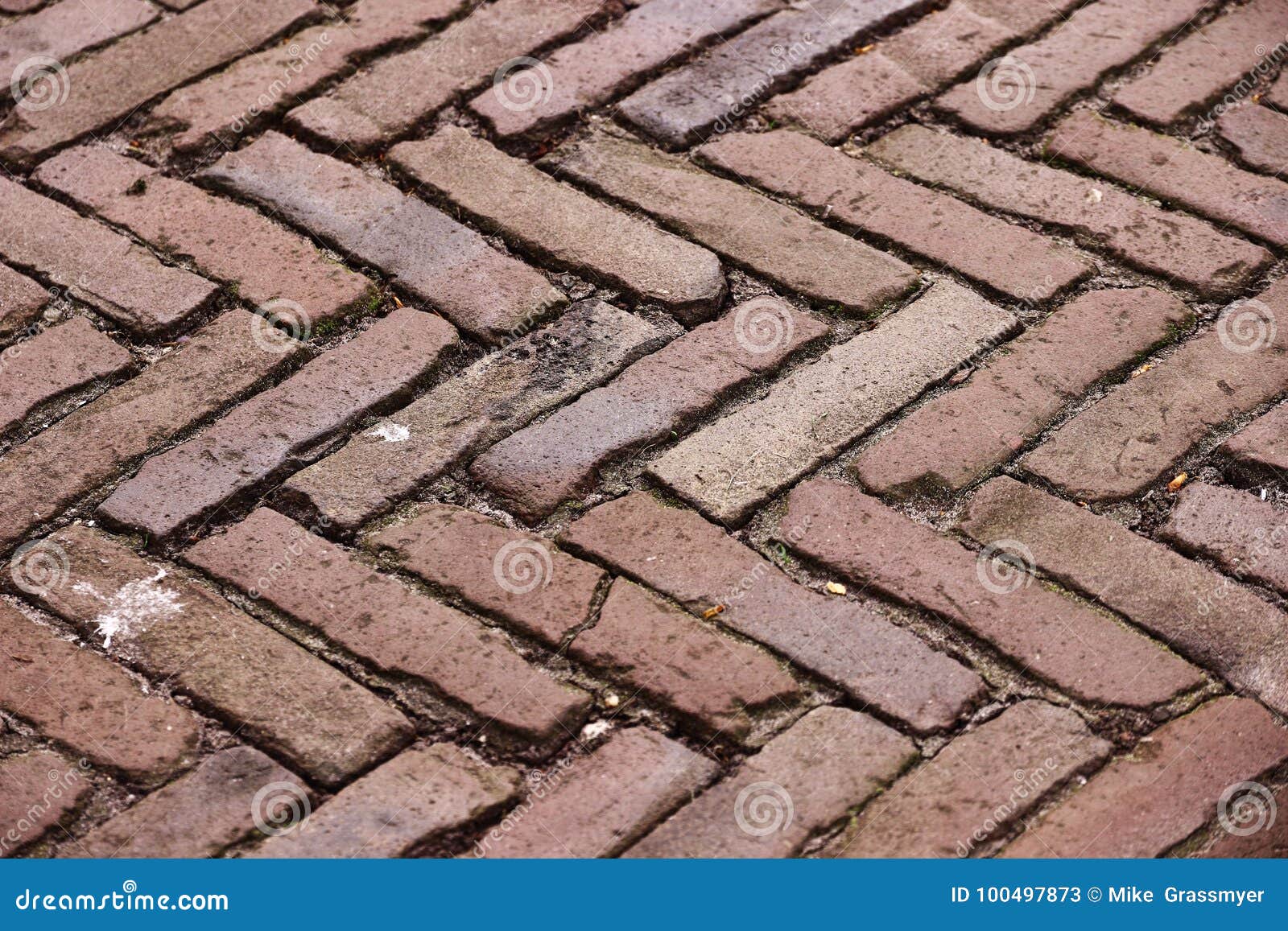 Staggering Bricks stock image. Image of architecture - 100497873