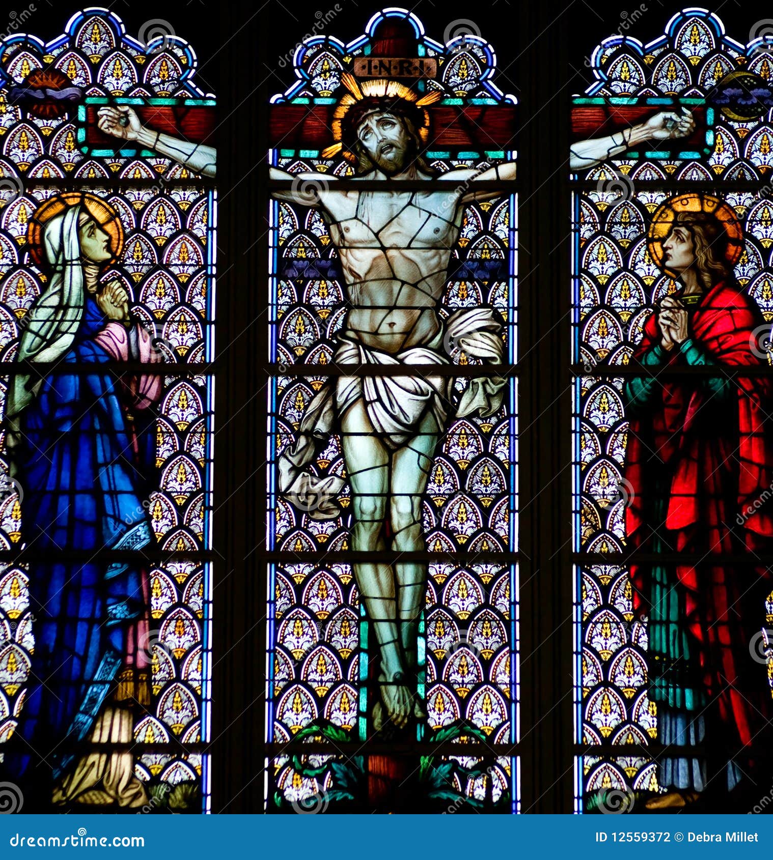 Stained glass window editorial photography. Image of crucified - 12559372