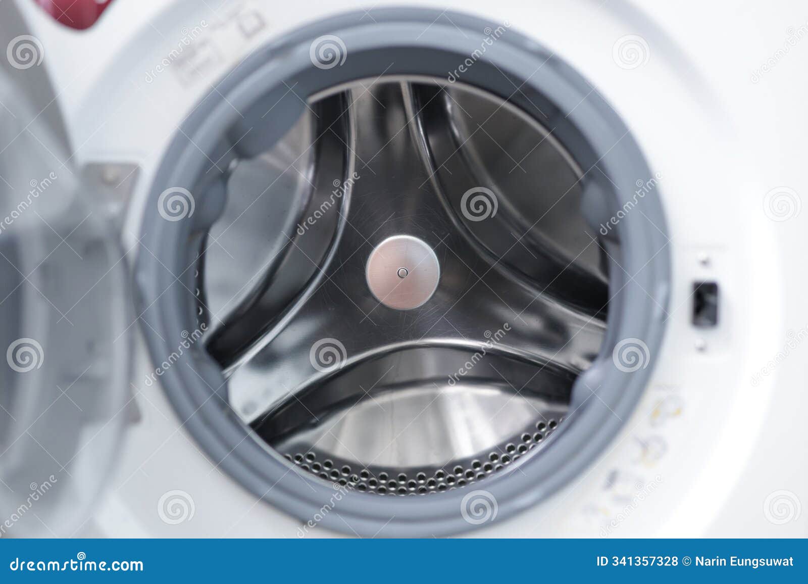 Stainless Steel Materials Used in Washing Machines. Front-loading ...