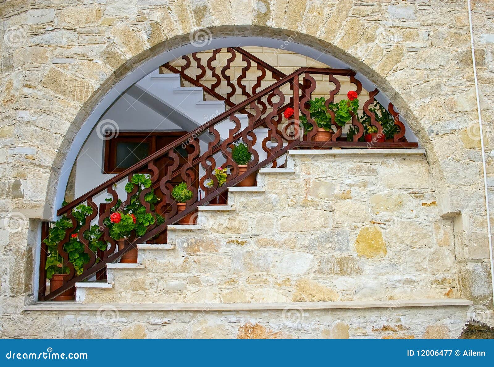 Wooden Handrail With Steel Pipes For Granite Finished Staircase Steps ...