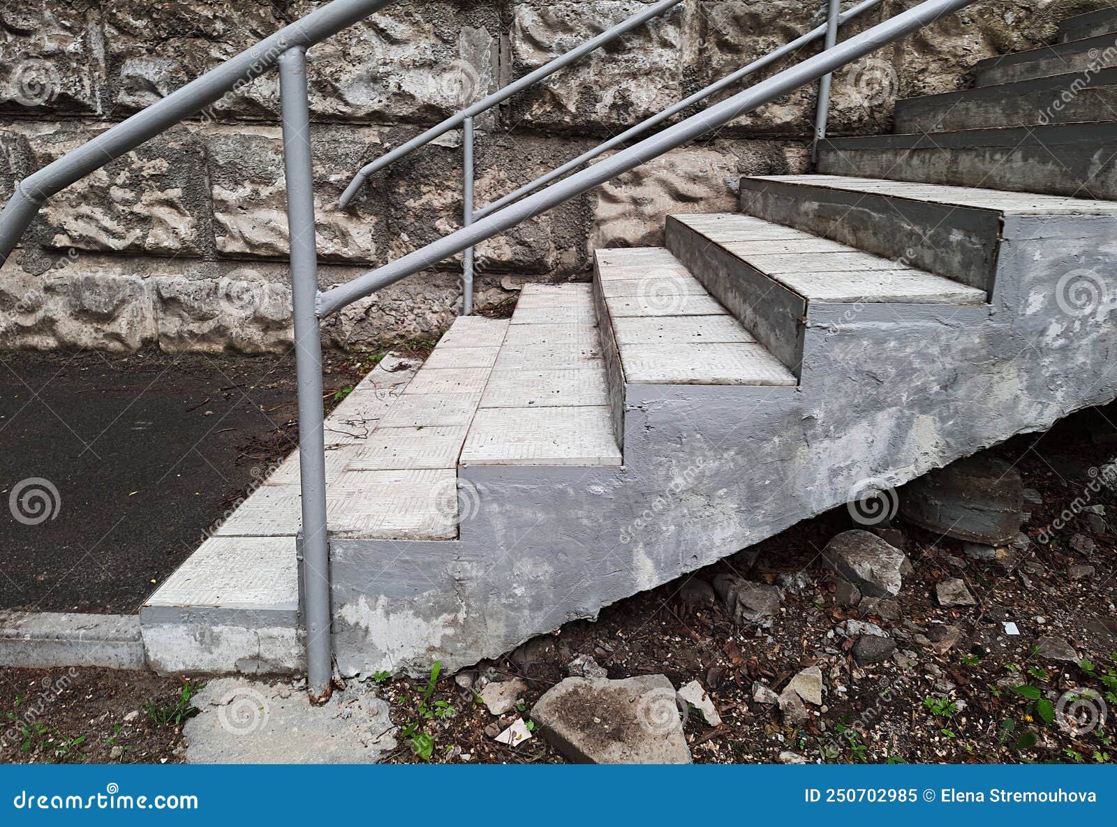 Reinforced Concrete Staircase Stock Image - Image of brick, real: 250702985