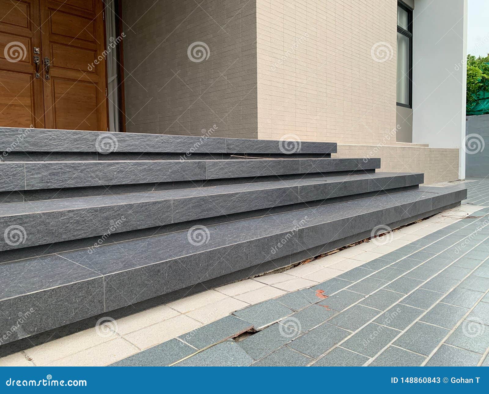 The Stairs in Front of the House Collapsed. Cracked Tiles Home Problems ... The Stairs in Front of the House Collapsed. Cracked Tiles Home Problems ...