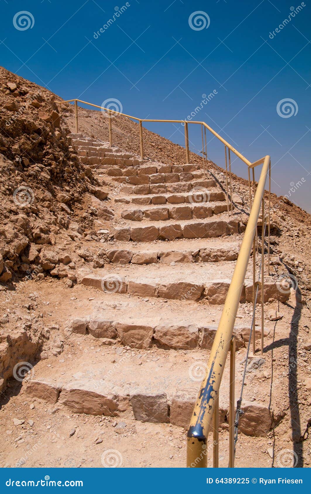 The Snake Stairs Of The Pyramid Of Chichen Itza. Royalty-Free Stock ...