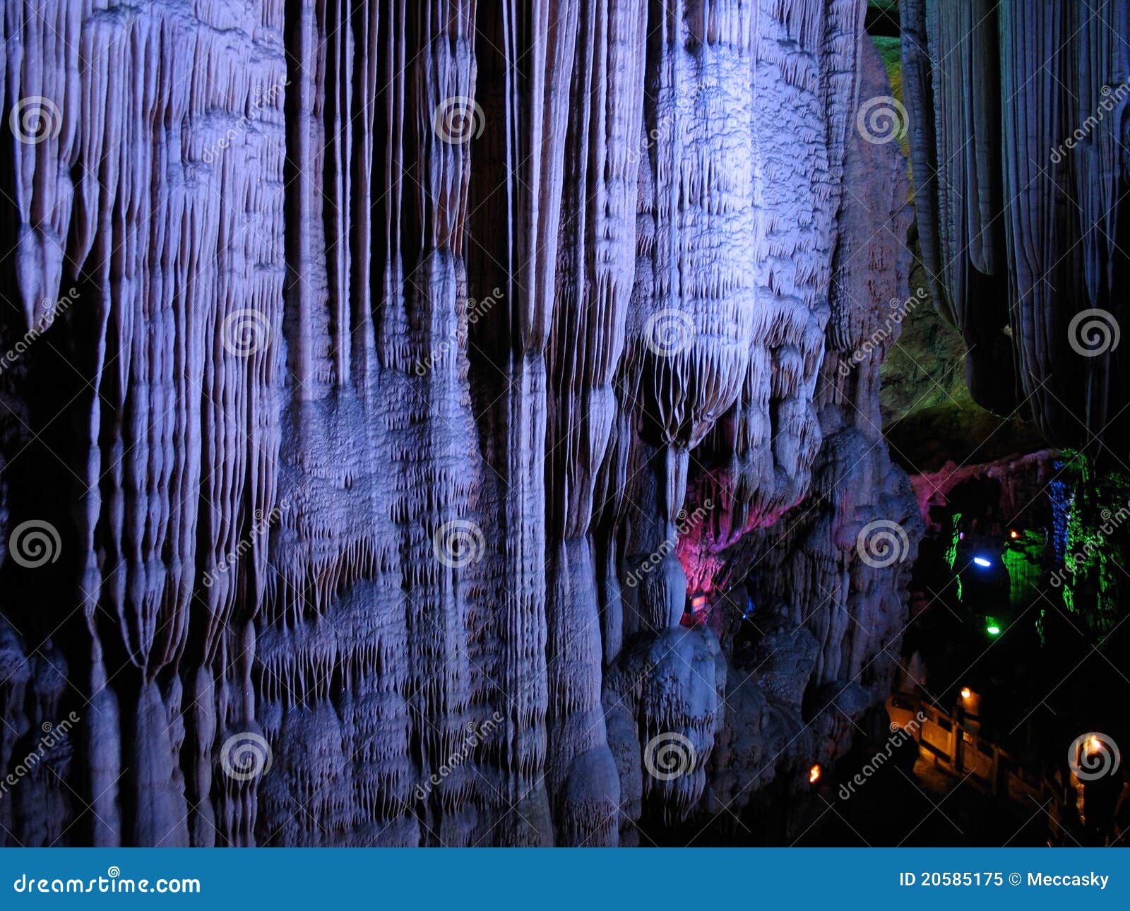 Stalactite fotografering för bildbyråer. Bild av turism - 20585175