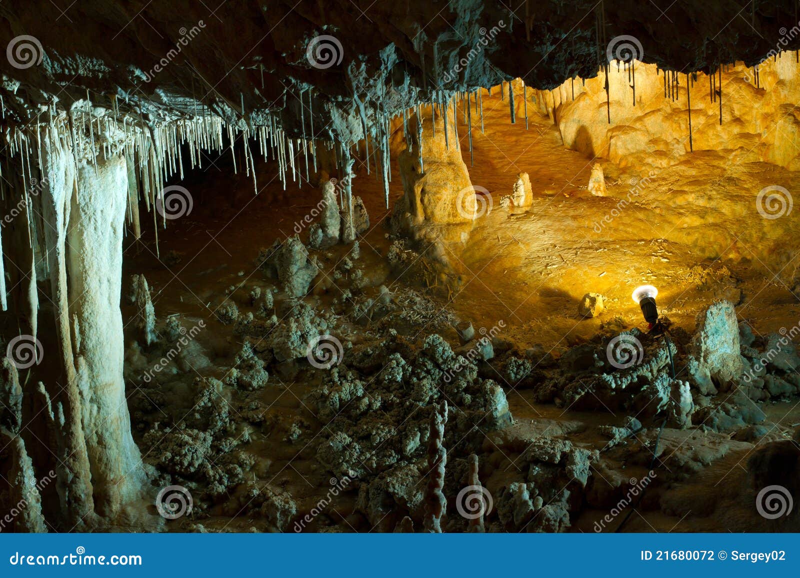 Stalactite cave stock photo. Image of cave, carlsbad - 21680072