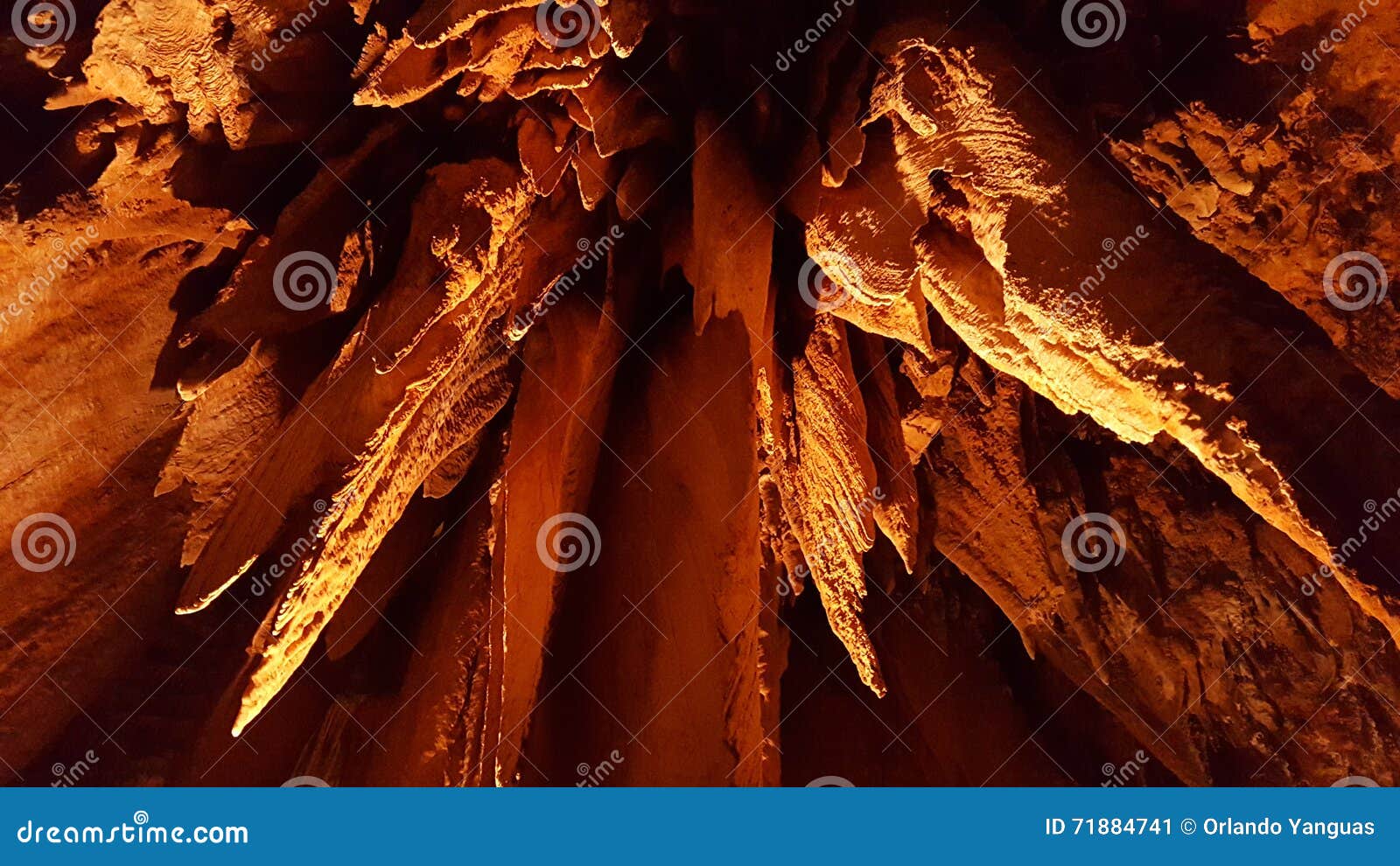 Stalactites in Luray Caverns, Virginia Stock Image - Image of ...