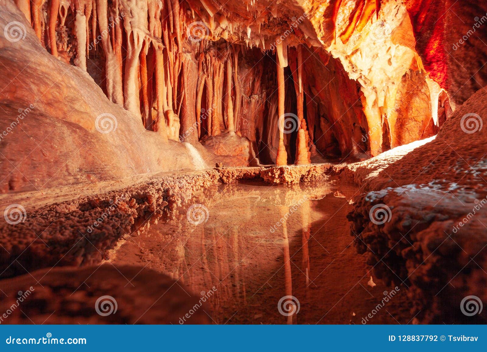 Stalactites Reflecting in the Water. Stock Photo - Image of cavern ...