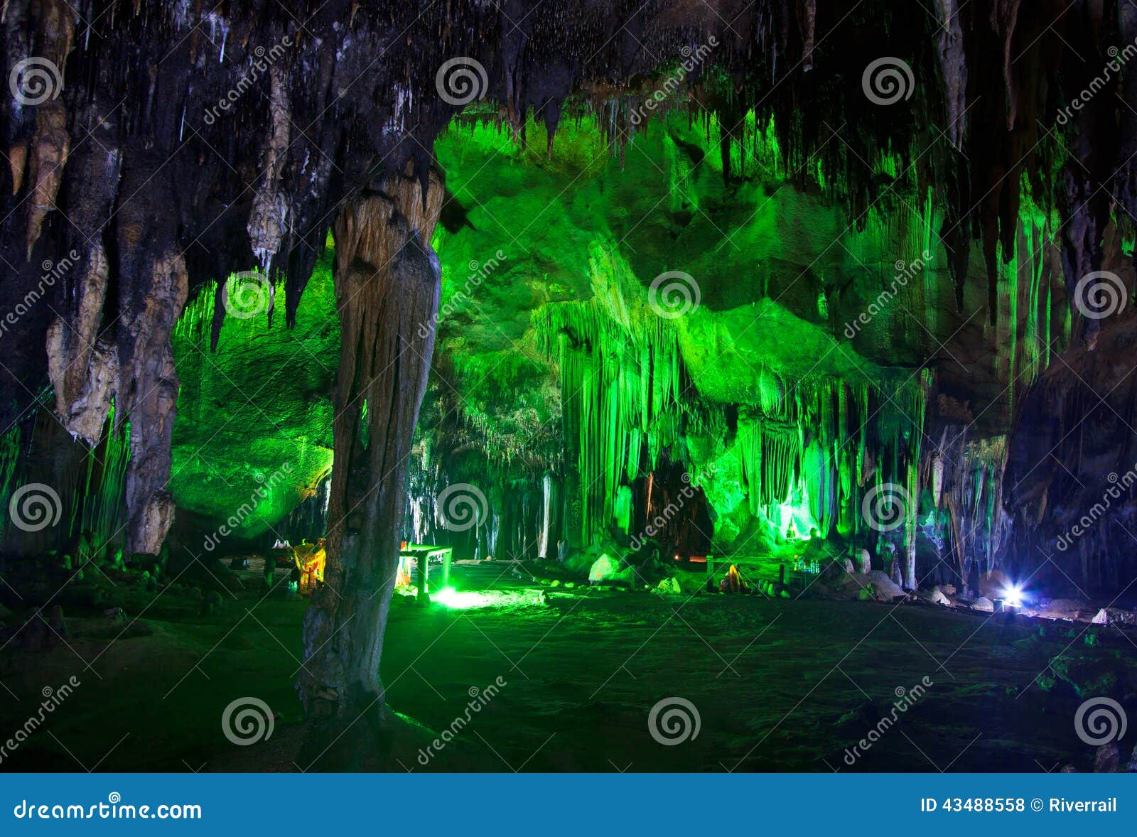 Stalagmite and Stalactite in the Cave Stock Photo - Image of geology ...