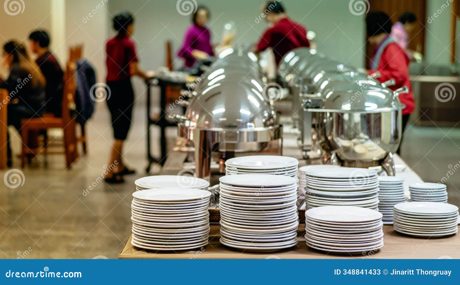 Stack Of Ceramic Plates Or Pile Of Porcelain Dishes In A Kitchen Of A ...