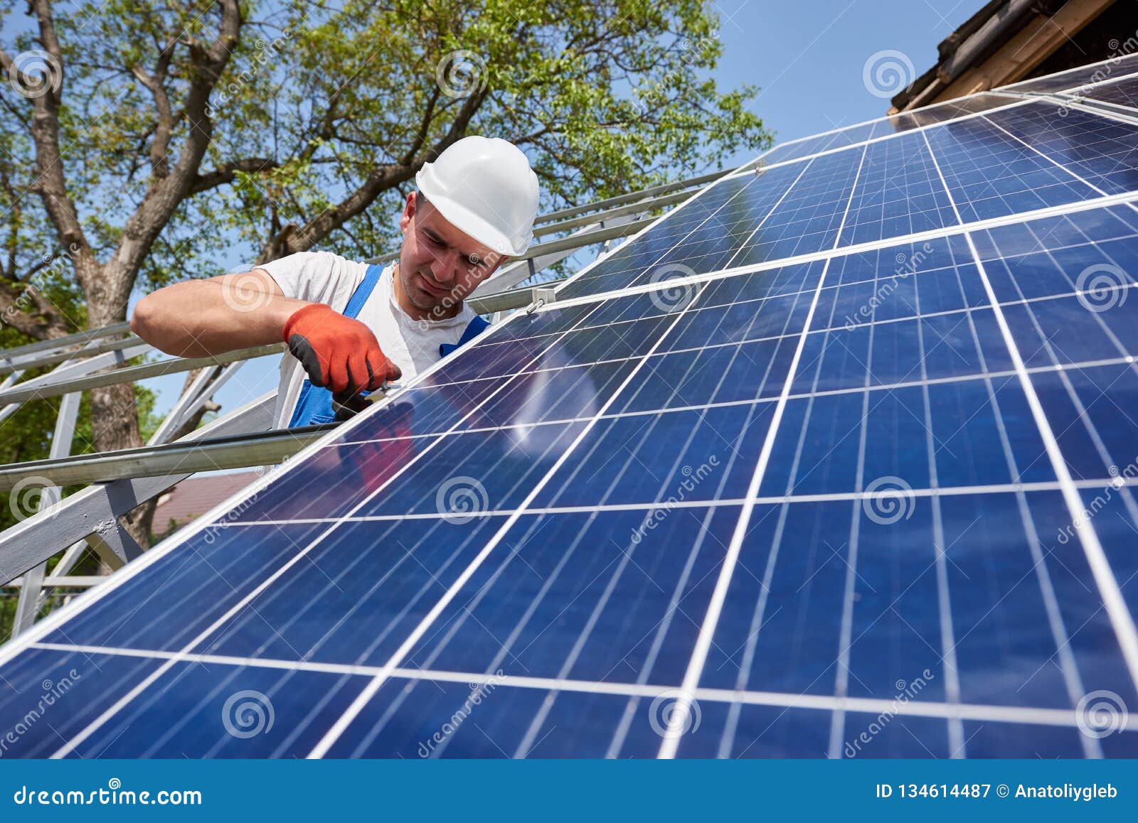 Stand-alone Exterior Solar Panel System Installation, Renewable Green ...