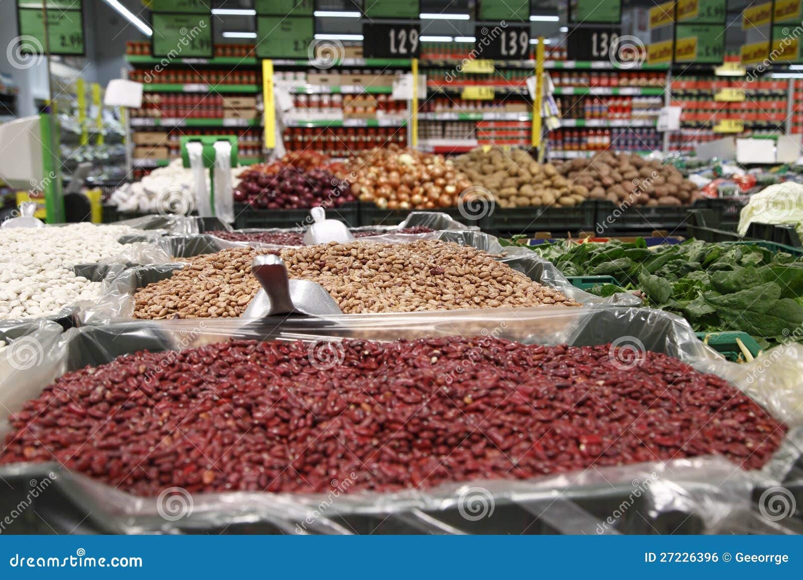 Stand Beans in a Supermarket Stock Photo - Image of market, food: 27226396