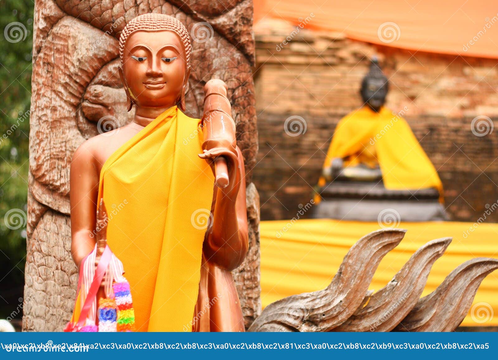 Stand Buddha Royalty-Free Stock Photography | CartoonDealer.com #25151411