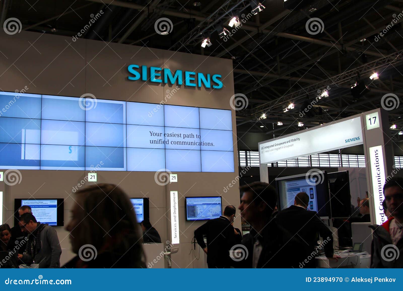 The PLC Computer Siemens, PLC Programable Logic Controler For Control ...