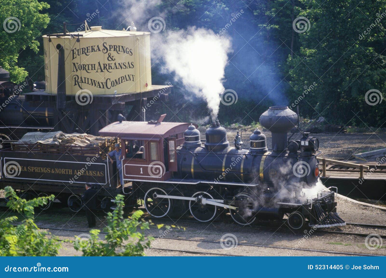 A Standard Gauge Steam Engine in Eureka Springs, Arkansas Editorial ...