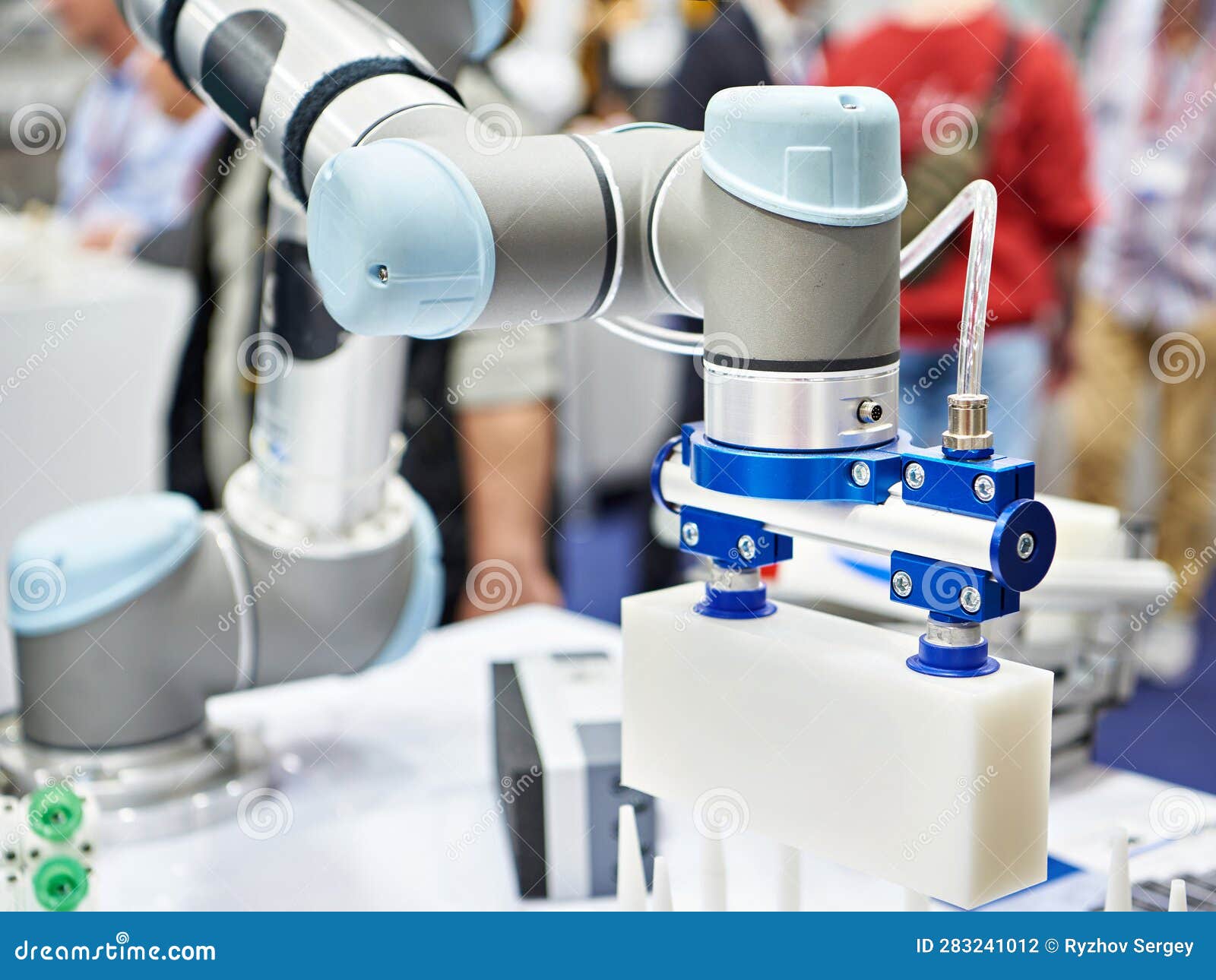 Standard Multipurpose Robot Stock Photo - Image of automatic, robotic ...