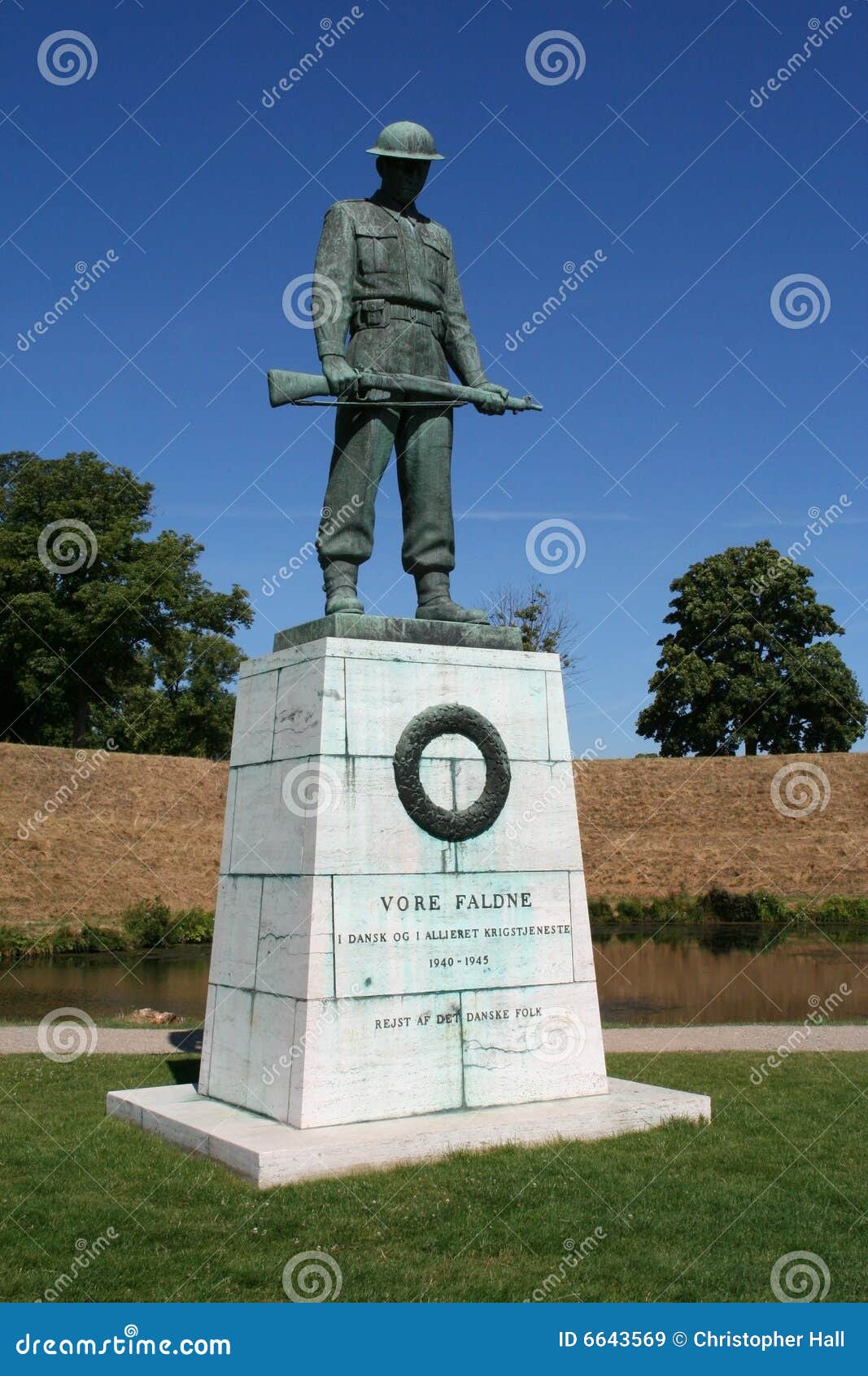 Standbeeld in Kopenhagen stock afbeelding. Image of europa - 6643569