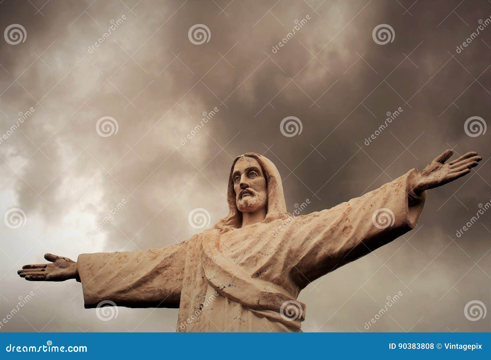 Standbeeld Van Christus in Cusco, Peru Stock Foto - Image of hemel ...