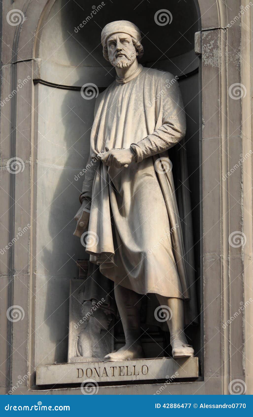 Standbeeld van Donatello stock afbeelding. Image of gravure - 42886477