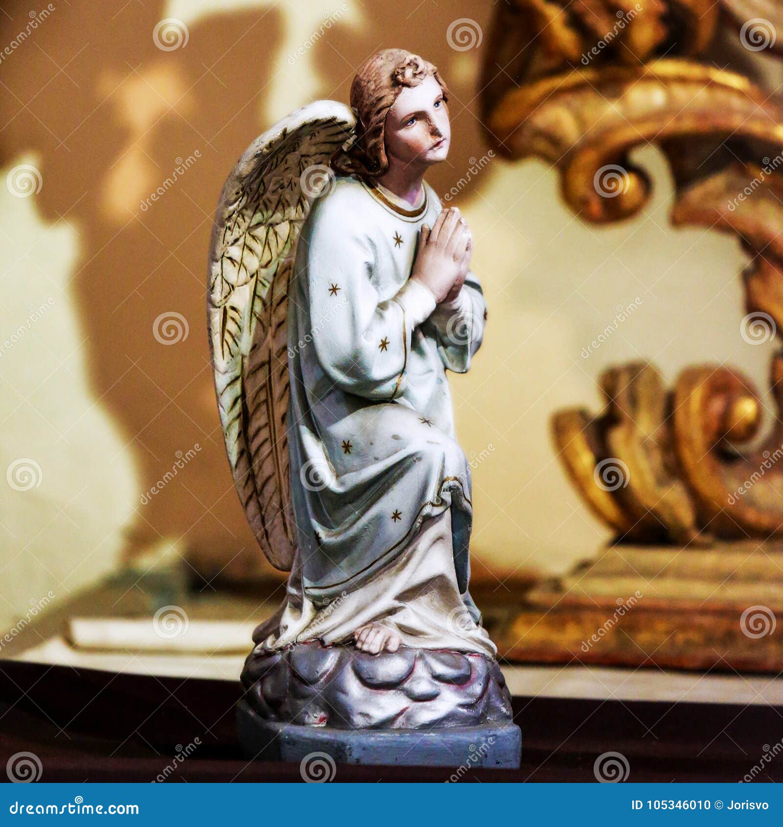 Standbeeld Van Een Het Bidden Engel in Praag Stock Foto - Image of ...