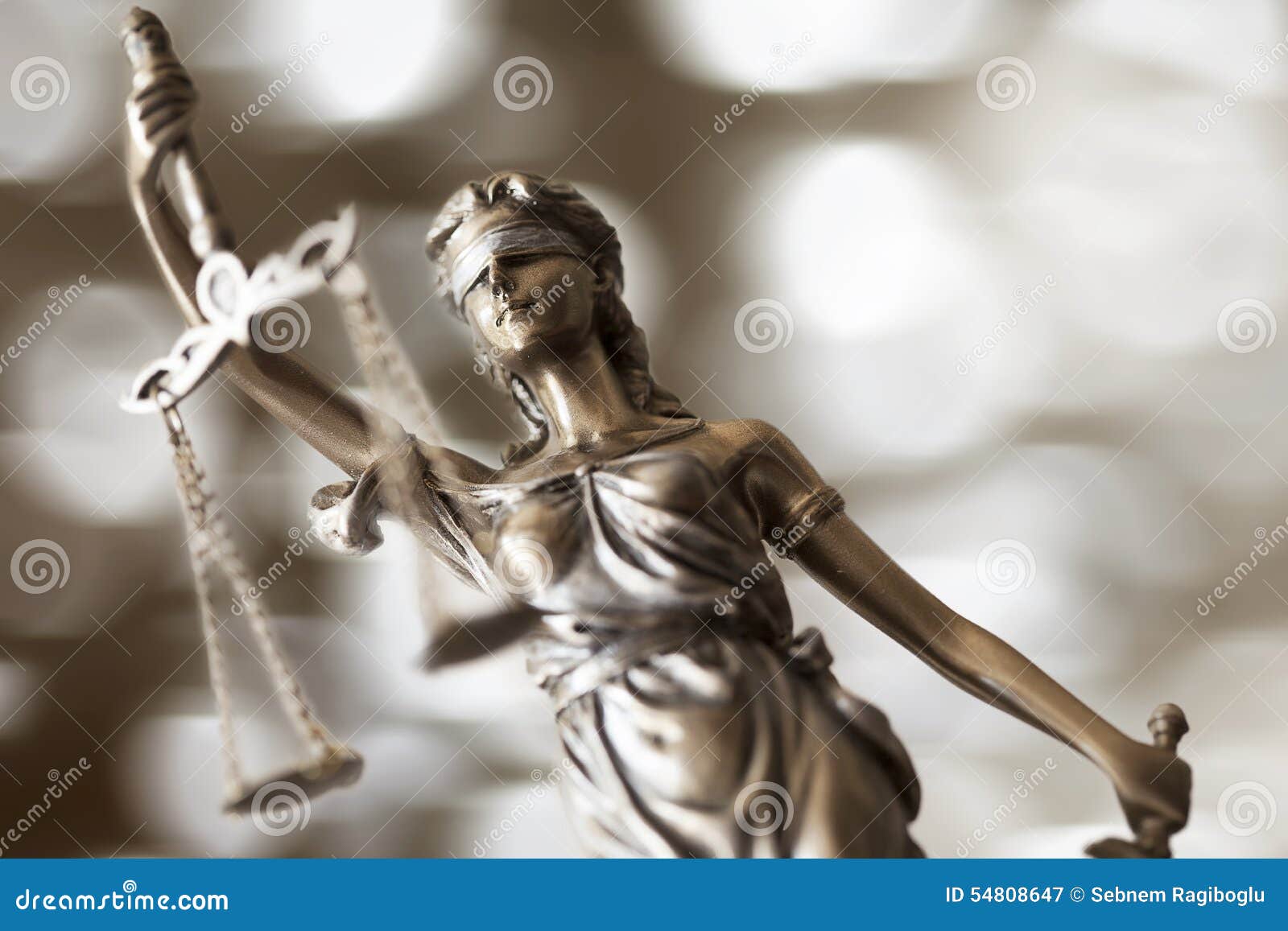 Standbeeld Van Rechtvaardigheid Stock Afbeelding - Image of ...