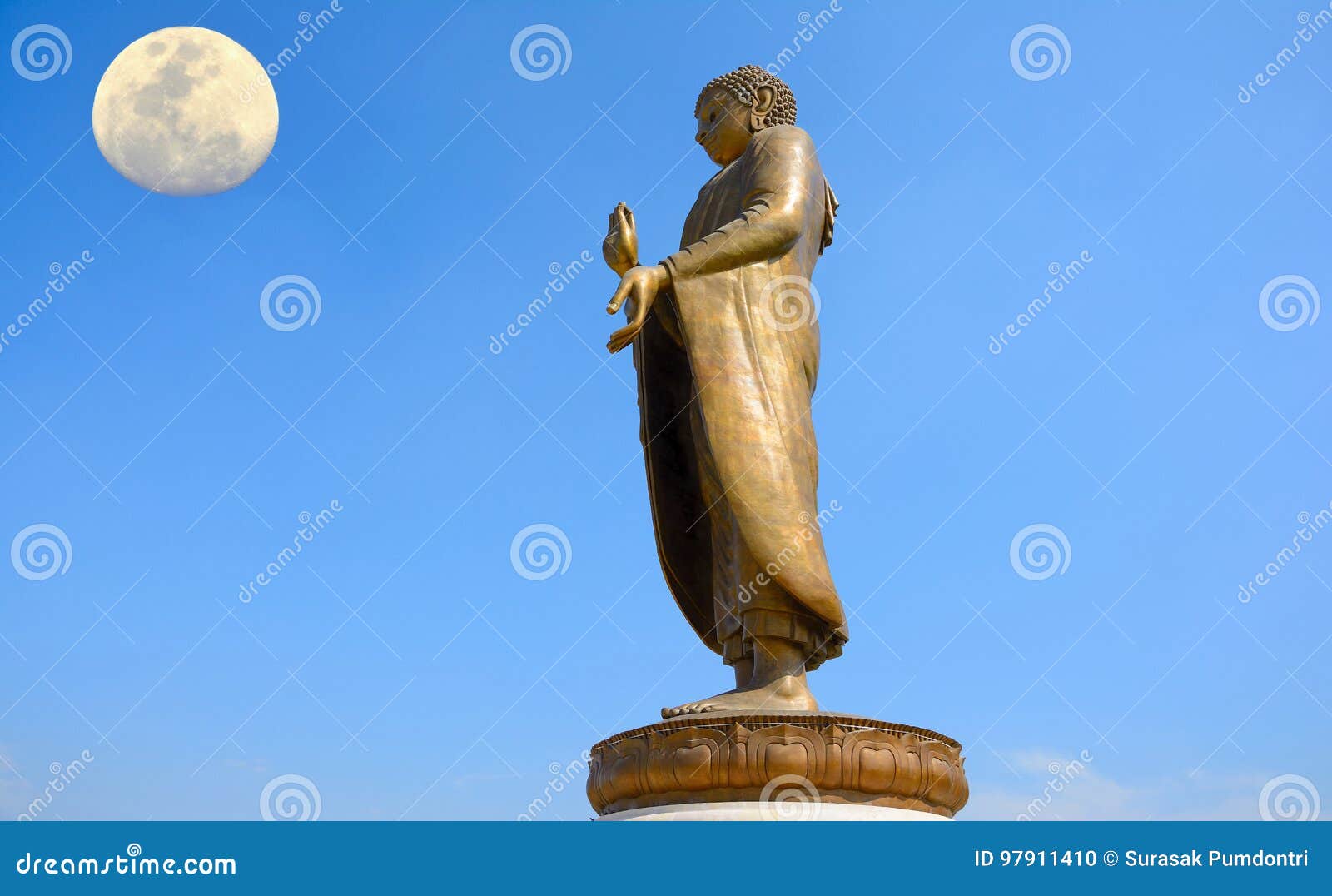 Standing Buddha Has the Moon and the Indigo Sky Background. Stock Photo ...