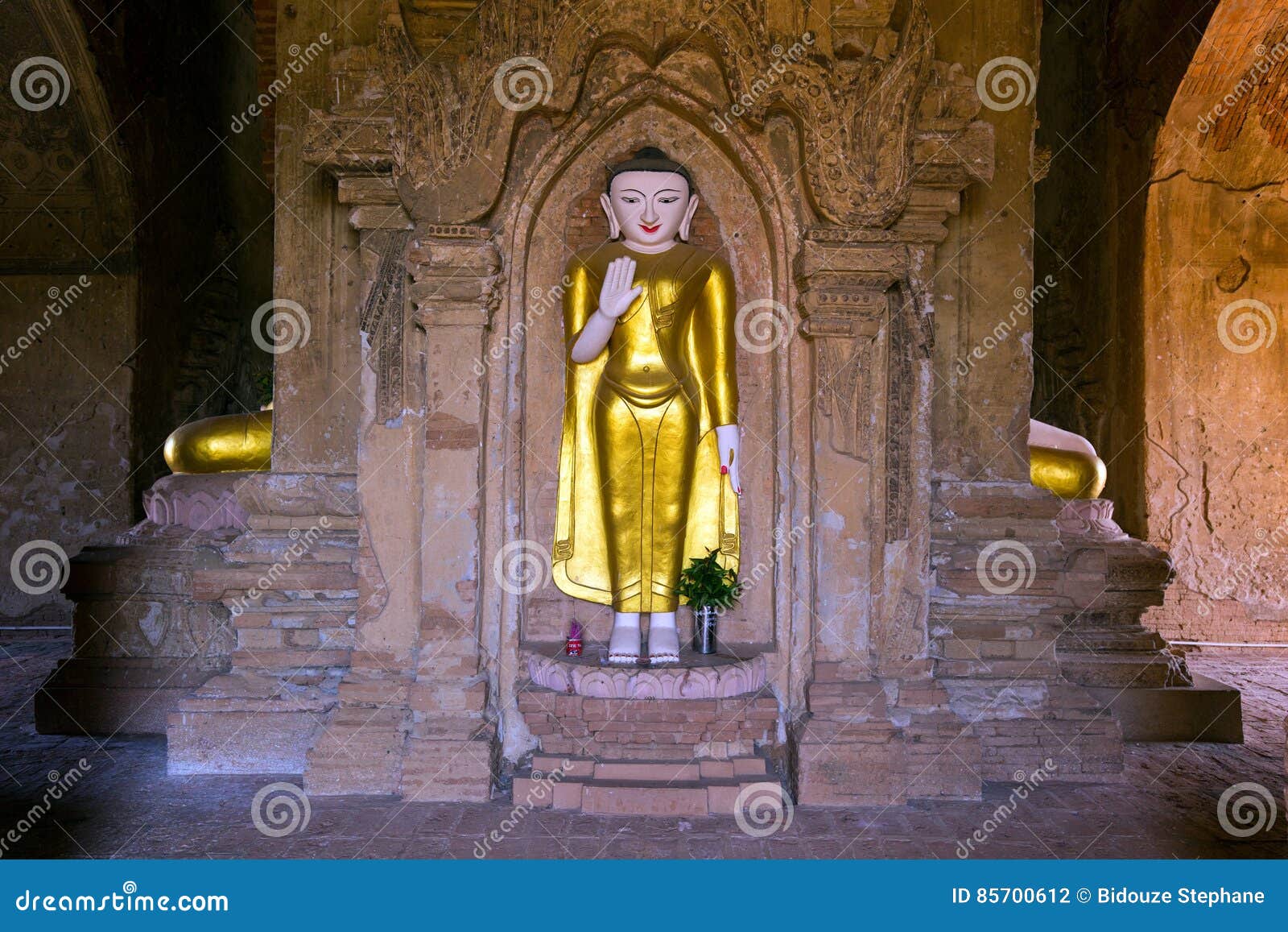 Standing Golden Buddha Statue in Myanmar Editorial Photography - Image ...
