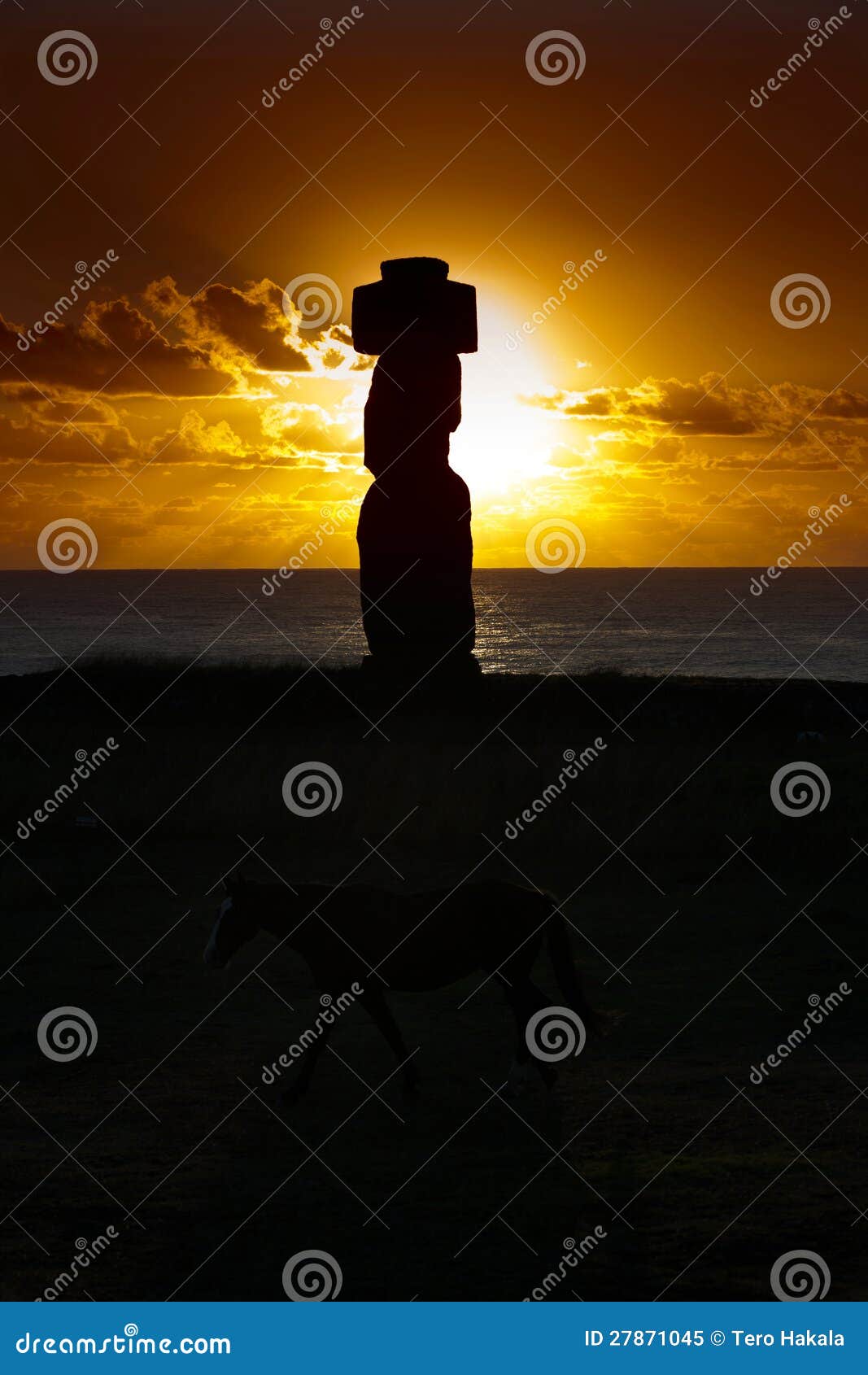 One Standing Moai In Evening Sunlight Stock Photography | CartoonDealer ...
