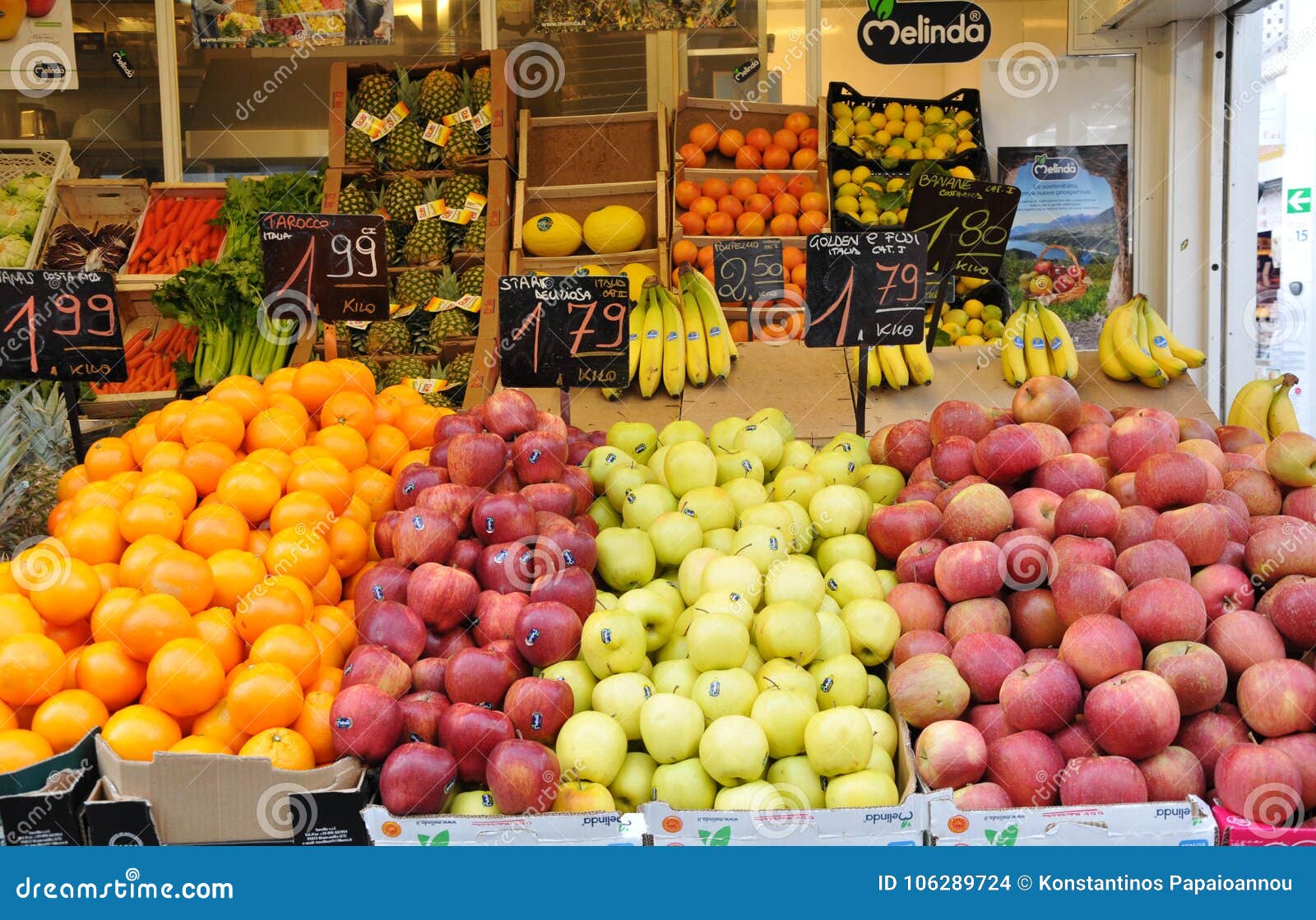 Fruit and Vegetable Market in Rome Editorial Stock Image - Image of ...