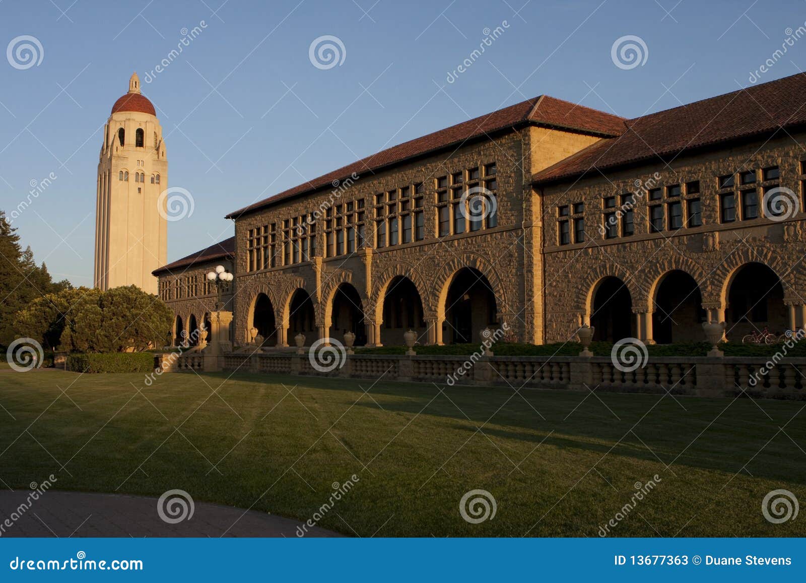 Stanford University - Hoover Tower Editorial Stock Photo - Image of ...