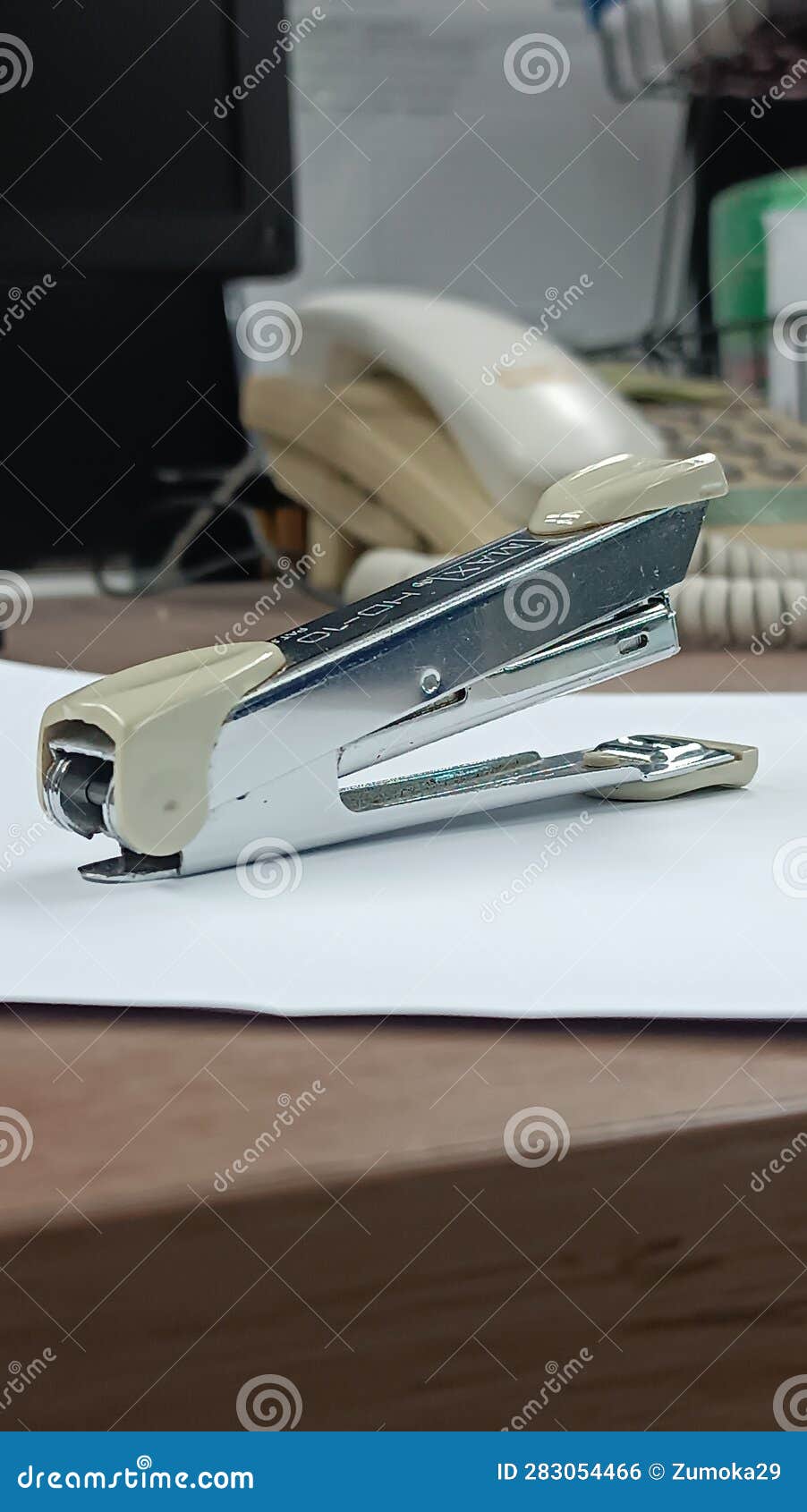 Stapler and paper stock photo. Image of plastic, telefon - 283054466