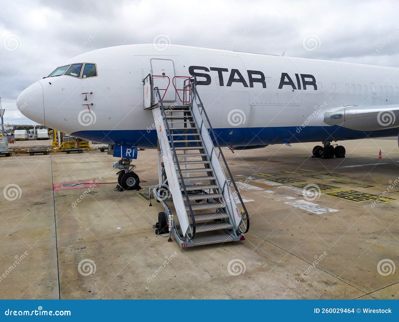 Star Air Plane at the Lisbon Airport Editorial Stock Image - Image of ...