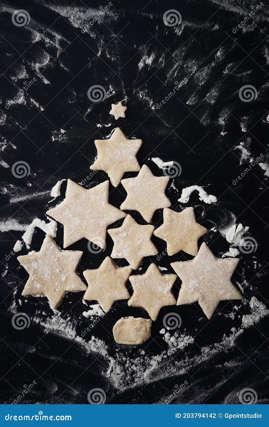 Star Shaped Cookies Creating Christmas Tree Stock Photo - Image of ...